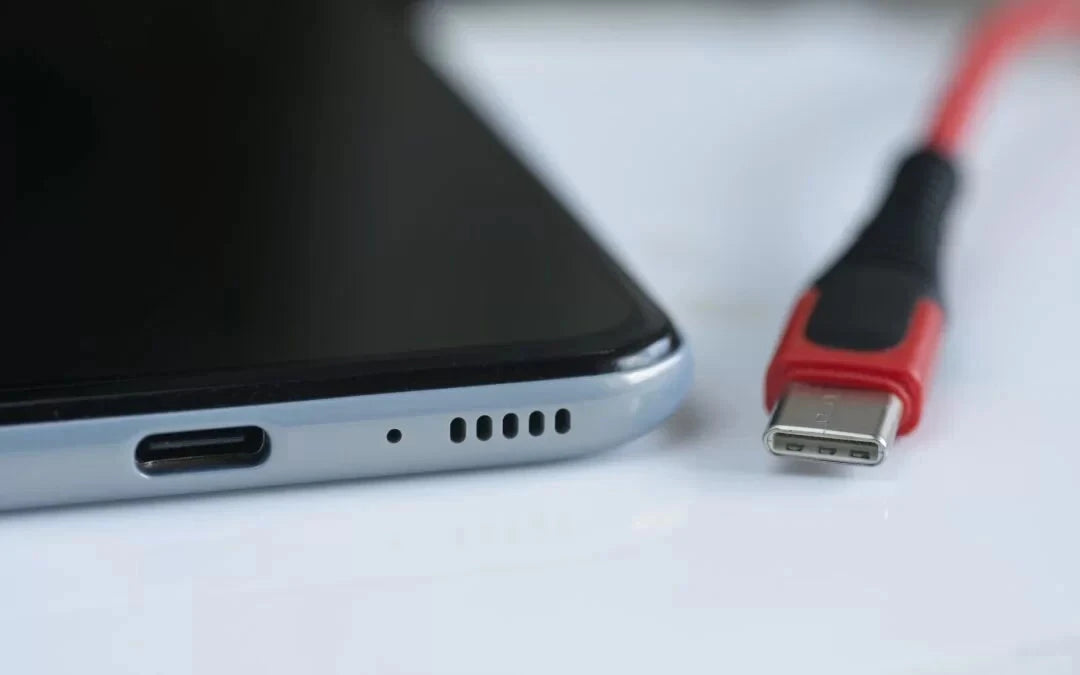 7 Phone Charger Types You Should Know: Choose The Right One - ESR